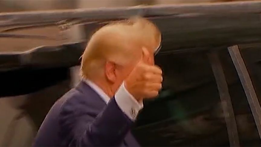 美媒:特朗普庄园被突击搜查后,美司法部及FBI高官收大量死亡威胁