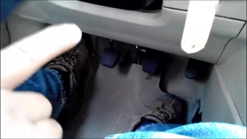学车:离合刹车油门踏板的操作要领,再也不用担心踩错了!