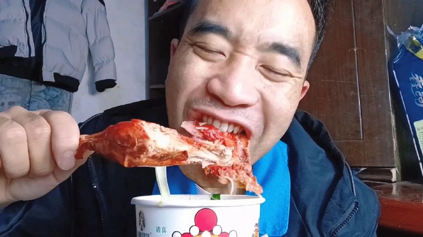 计划不如变化,原本计划15号回家的又回不去来个8块钱的鸡腿解气