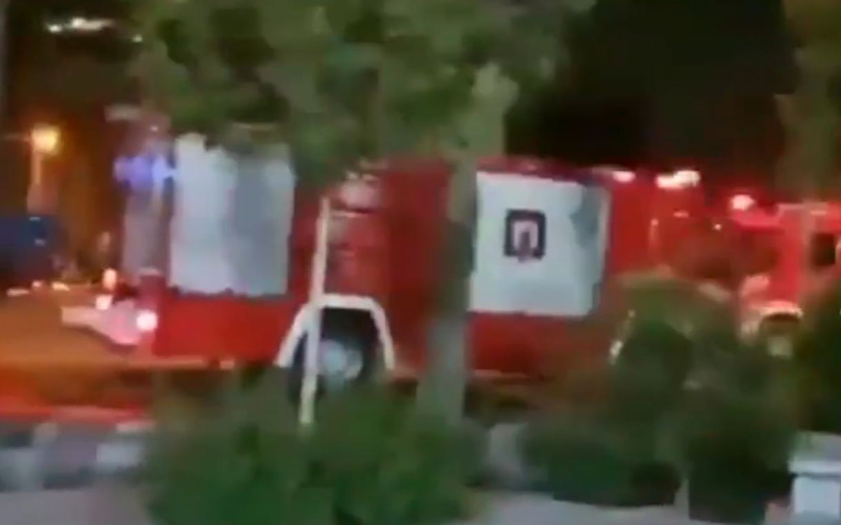 伊朗首都突发大规模爆炸!目击者称声音像楼塌了 警方辟谣网上视频
