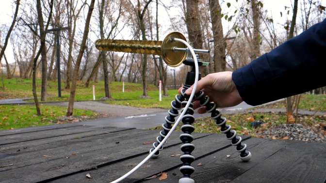 外国牛人自制信号接收器,几个简单的铁片能接收20公里外的WiFi