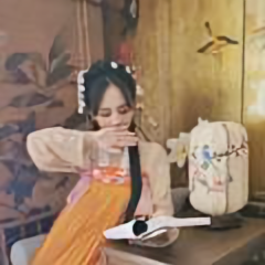 小小倾城丶 