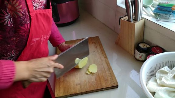 家常菜--土豆丝 带你体验家常菜制作的全过程,找到家的味道!