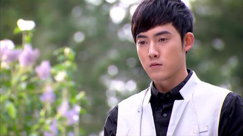 女孩子主动承认错误,来求和,结果小伙什么都不想听