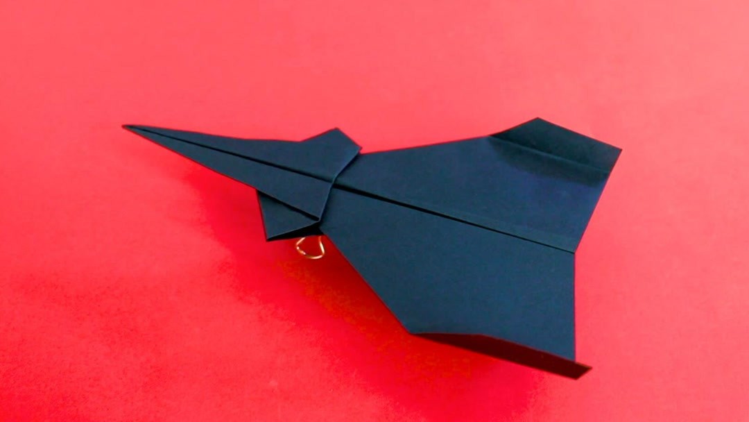 世界上飞的特远的纸飞机,一点不比苏珊飞机差