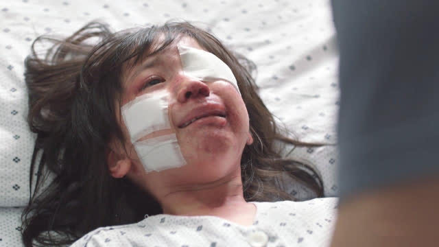 女孩被坏人谋害,判刑12年就出狱,回顾令人揪心的素媛案件