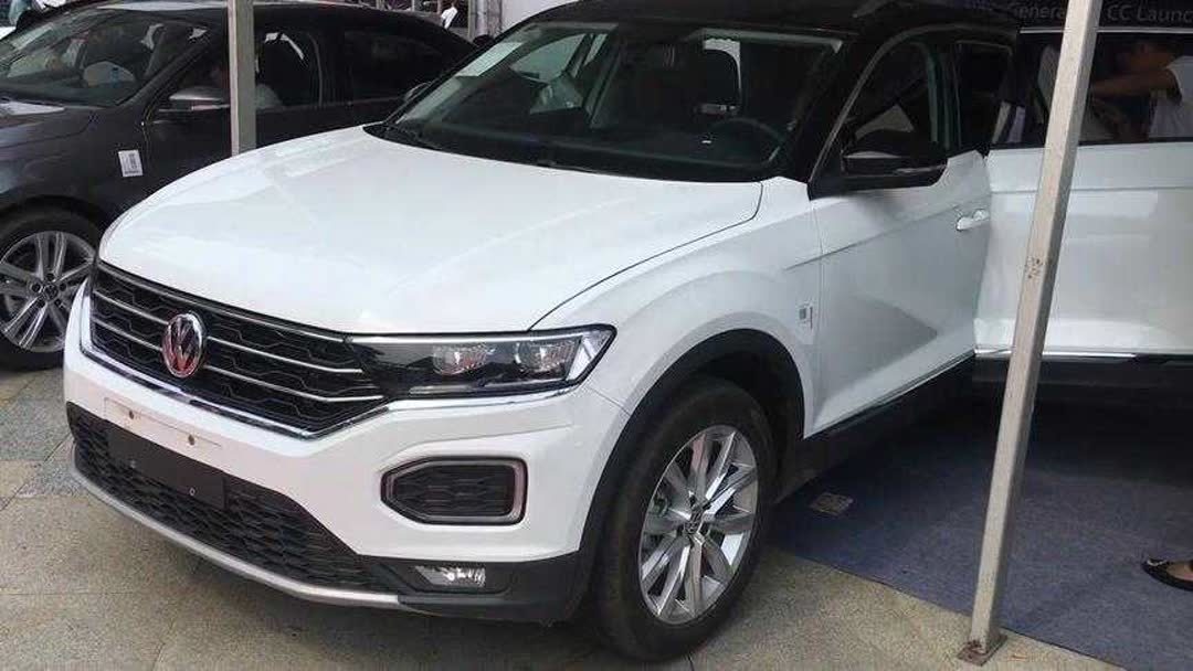 实拍最新款大众TROC探歌 230TSI DSG两驱进取型