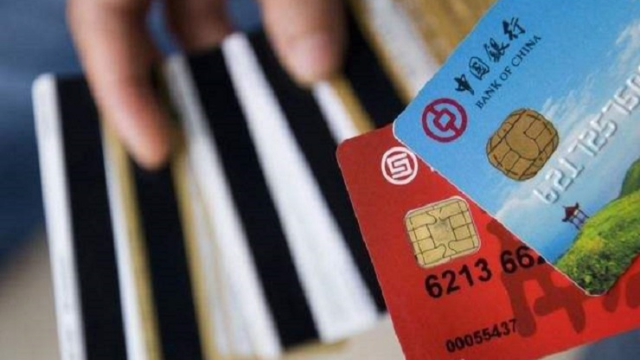 银行卡长期不用,没钱也没注销,有什么后果?怪不得会少钱