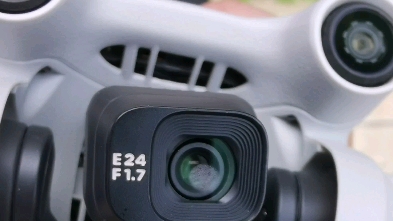 大疆mini3pro 头一回使用就出现了镜头起雾,内侧起雾,擦都擦不掉,拍的...