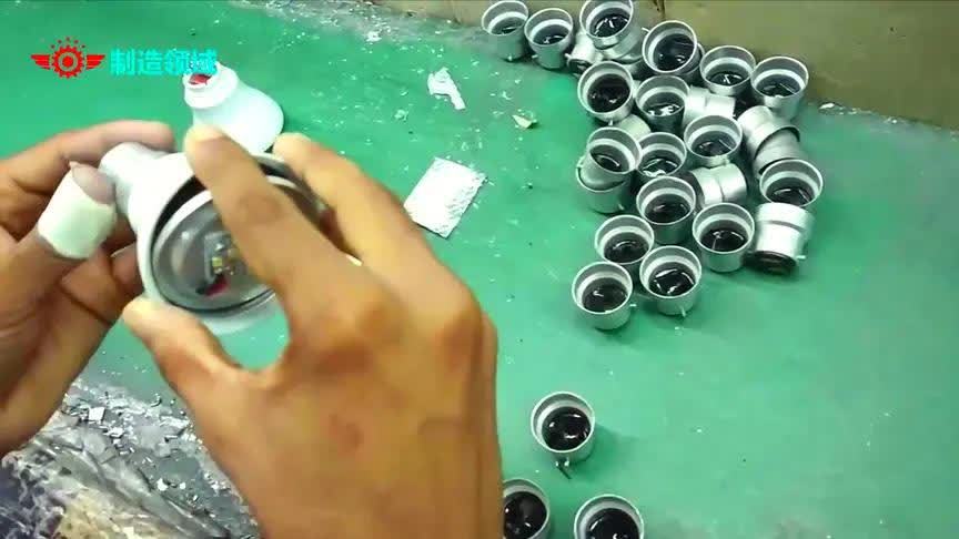 实拍印度LED灯泡生产线,工人手法娴熟,一顿操作猛如虎!