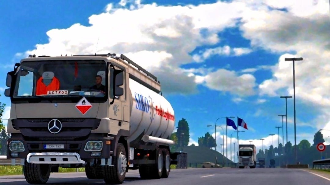 模拟游戏:开油罐车送货,老司机没有驾照上路,会不会被查?