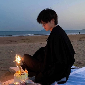 1记忆里的那片海 