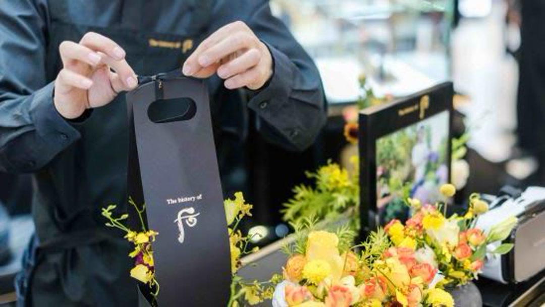 花艺在线:最新插花技术手法教学视频 最专业的开花店教程视频