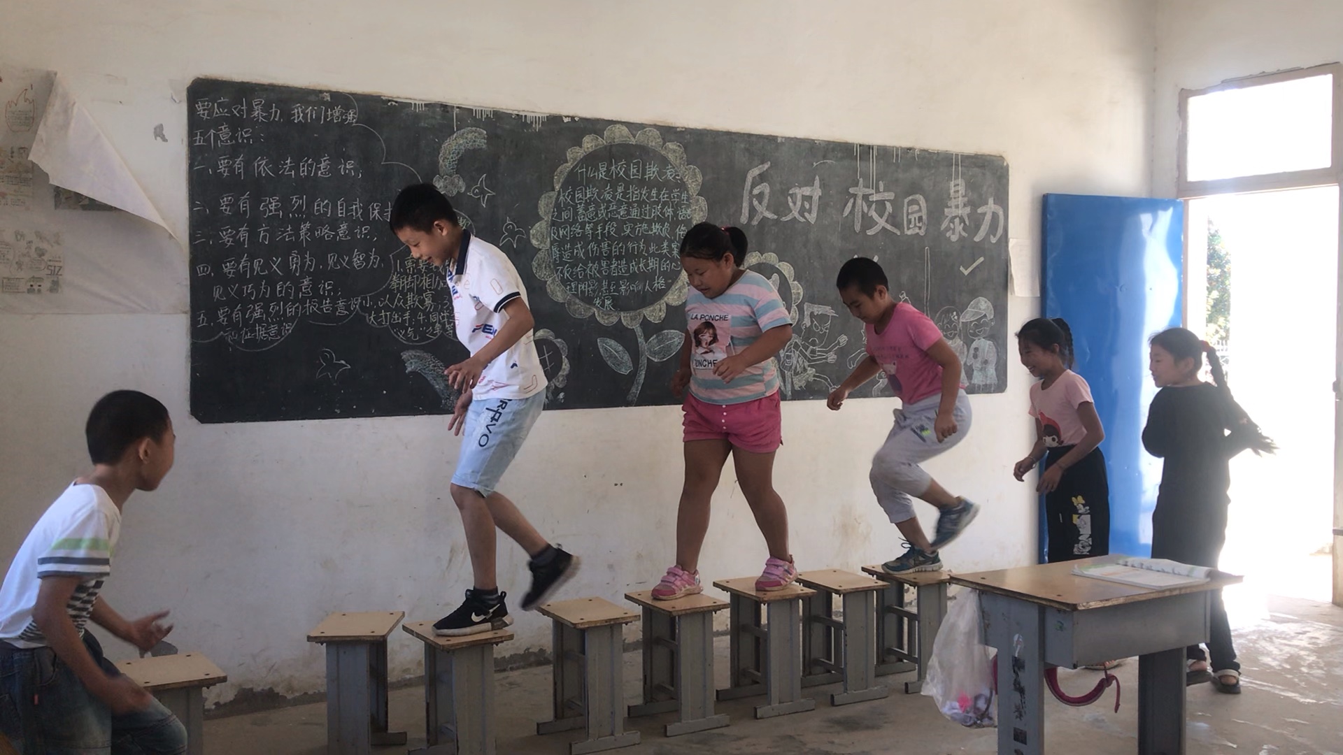 学生杂拍