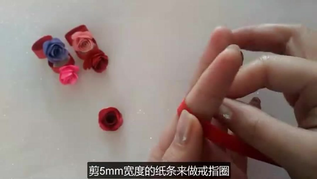 折纸漂亮的玫瑰花戒指,2分钟折出一个小戒指,女生都喜欢抢着要