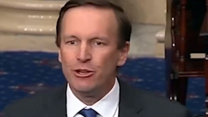 美参议员怒批得州小学枪击案:这种事只会发生在美国!