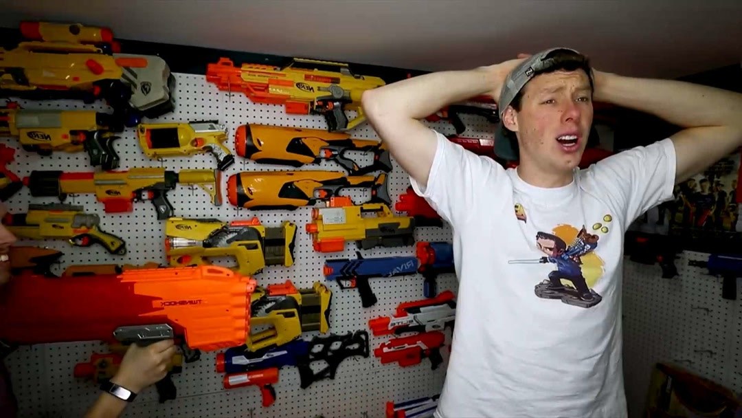 真人CS:新的装备库突击!