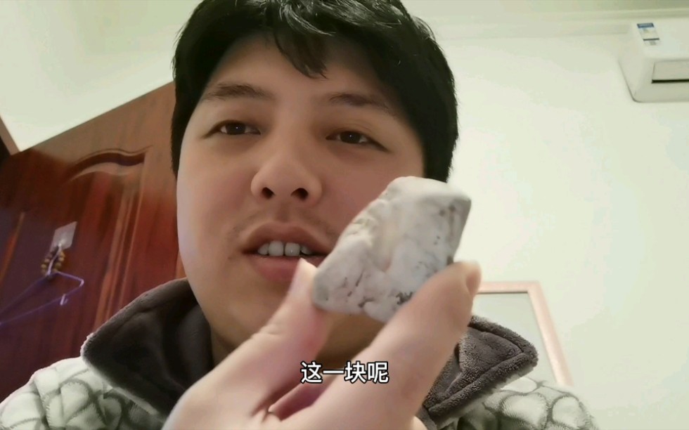 第十五天挑战公斤料切出冰种翡翠,又是垮掉的一天