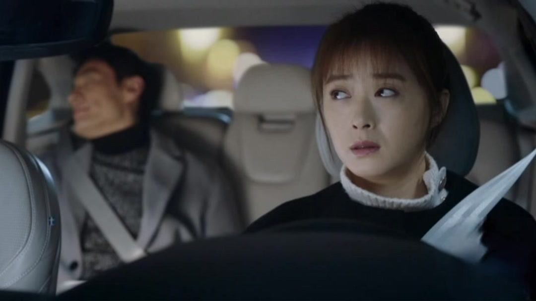 优质帅哥打车不说目的地!蒋欣在线开车为您保驾护航!