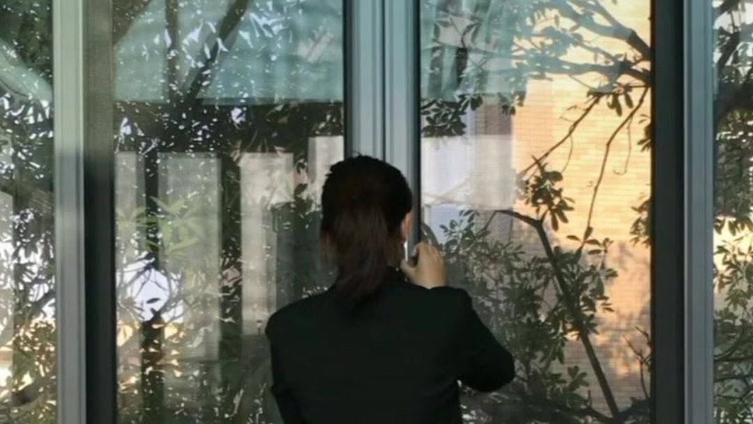 伊盾高效隔音门窗,带你发现断桥平开推拉一体窗