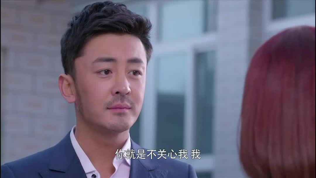 女人不容易:美女大购物,阿姨知道价钱之后很是震惊,不能理解她的价值观