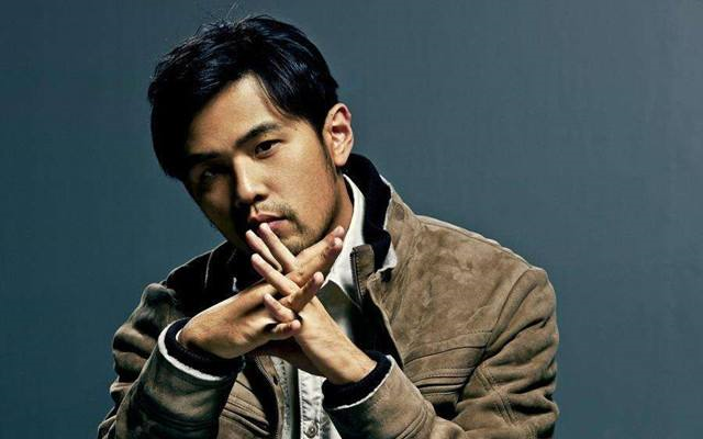 【钢琴即兴】在家没意思 弹一(亿)点周董的曲子吧!