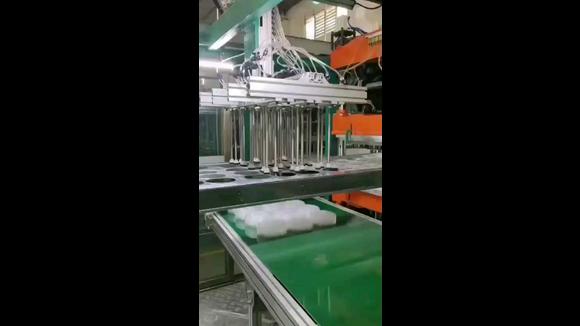 工厂一年四季正常运行,独资。主产模具注塑同吸塑和背心袋ߌ