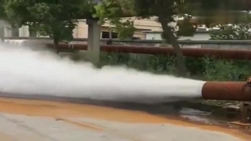 打开管道阀门测试压力,那么大的威力啥作用?