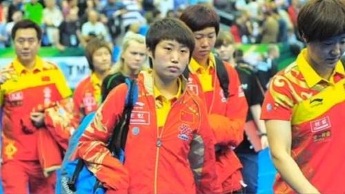 刘诗雯2战皆负!2010年乒乓球世锦赛中国女团负于新加坡