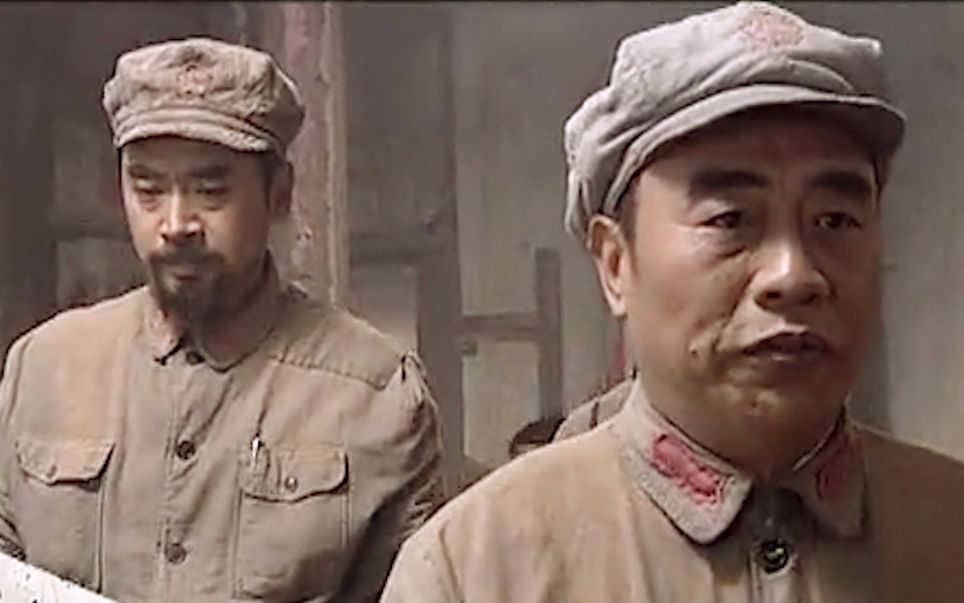 ...向朱德发出什么急电?周恩来、朱德如何表态?中央纵队为何行动迟缓?