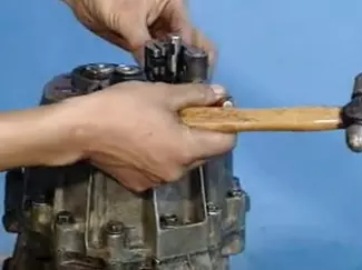 桑塔纳拆装工艺05