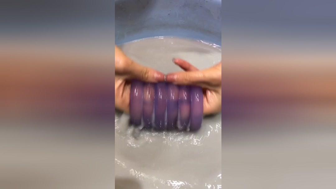 紫罗兰玉髓手镯 !平烦懑,滋心肺,润声喉,养毛发,紫罗兰翡翠具有以上的...