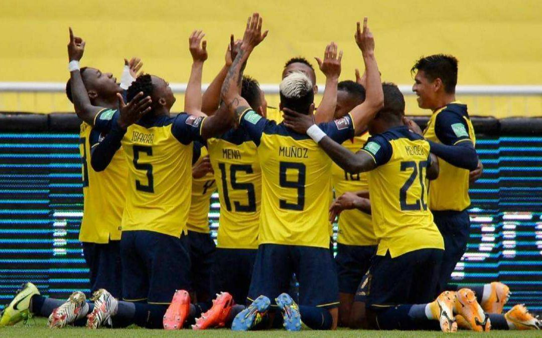 实况足球:卡塔尔大胜厄瓜多尔,世界杯小组赛揭幕战