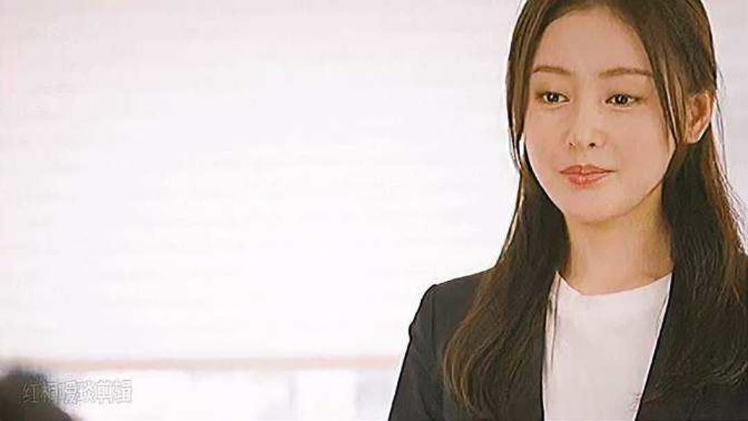 花花被老板炒鱿鱼,刘文静借用路易十四穿高跟鞋的案例推销高跟鞋