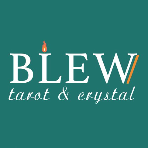 婷婷热爱塔罗牌 