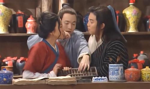 武林外传:秀才真没眼力见,湘玉展堂吵架,他偏要拿算盘