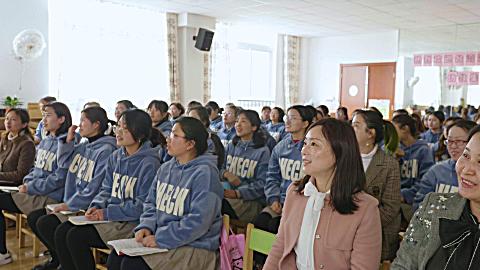 台湾清华大学周淑惠教授 STEM教育课程培训(红太阳幼儿教育集团 ...