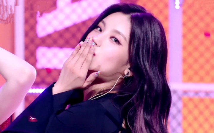 微卷+挑染!好有女人味!ITZY黄礼志7.21 MCD打歌4K直拍