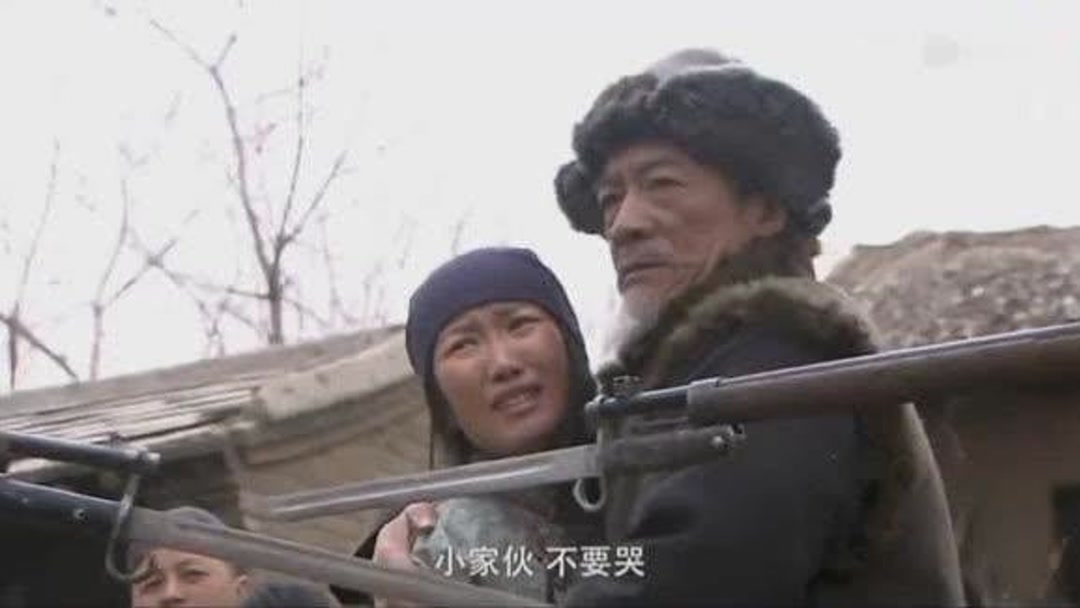 日本鬼子为了个盒子,把刚出生的婴儿摔死,村子放火烧掉