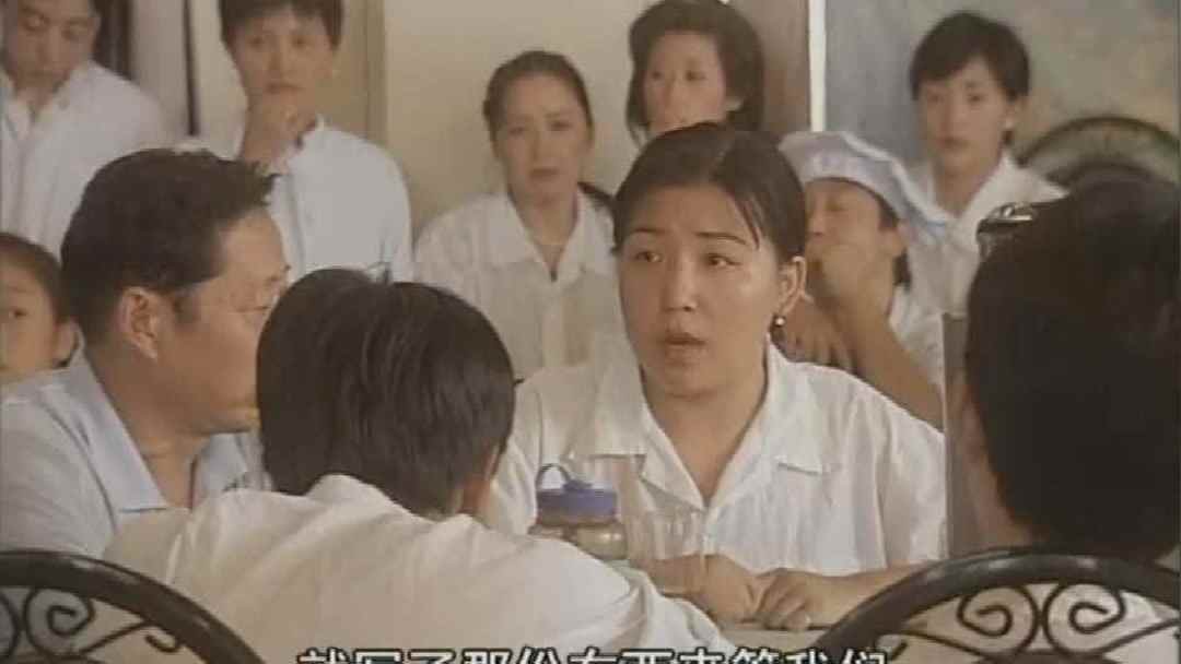 经理给酒店工作人员下达任务,大堂经理带头找茬,下一秒后悔了吧
