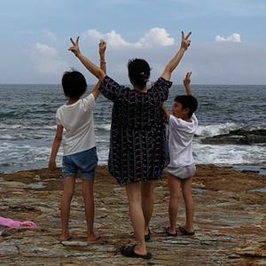 千山月色传一脉 