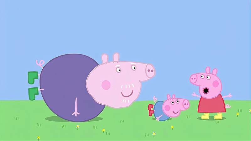 小猪佩奇:猪爷爷学习动物爬行,太可爱了