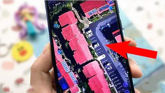 教你打开手机微信地图,村里每一间房屋,你家院子汽车都能看到