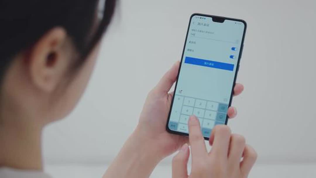 发现#办公室新物种#,也没什么了不起,云会议如开窗一样简单