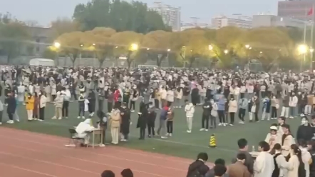 北京林业大学开启三天全民核酸!坚持抗疫(doge)