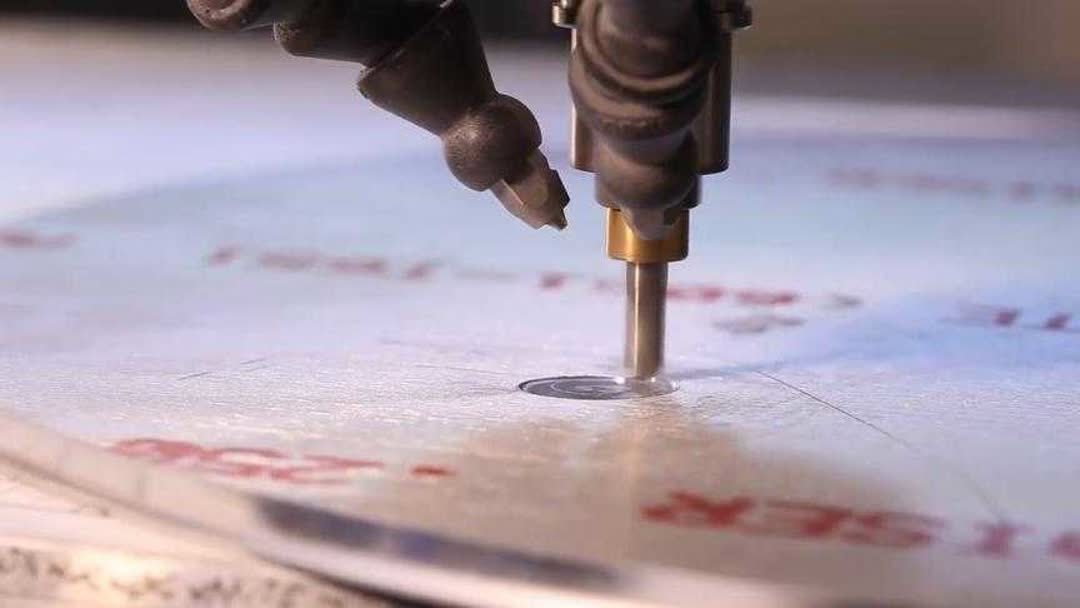 #数据处理器使用达特隆来铣削和雕刻面板 #dou出新知