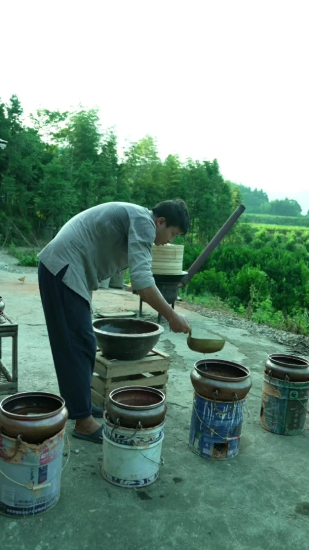 传统整梨膏制作过程
