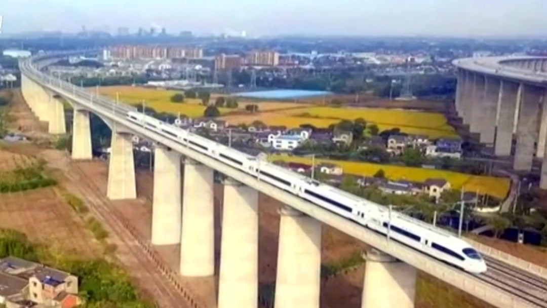 全国铁路实施新列车运行图,增开325列旅客列车,大家记得看好啊