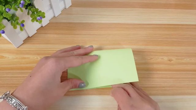 儿童手工:爱心书签折纸