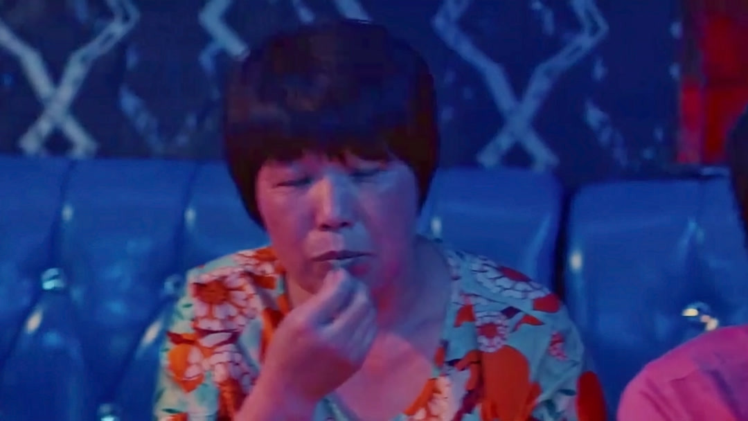 滚动的钢蛋:钢蛋工地找爷,没想到爷竟背着他做这事,还叫他保密
